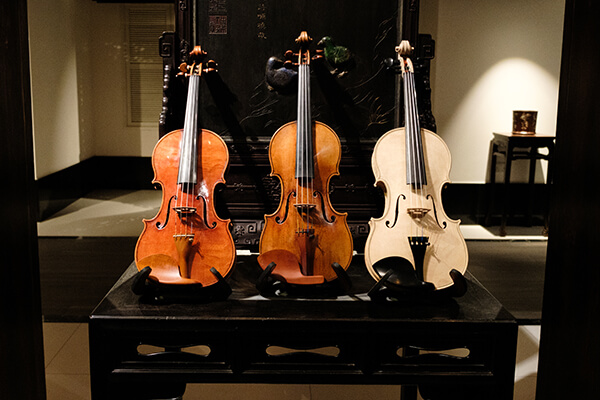 Salon with Violinist/Violist Yura Lee and Luthier Robert Brewer Young ...